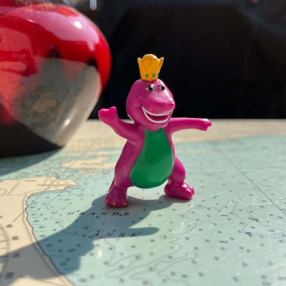 Barney | Toys | Vintage 993 Barney With Crown Figurine | Poshmark